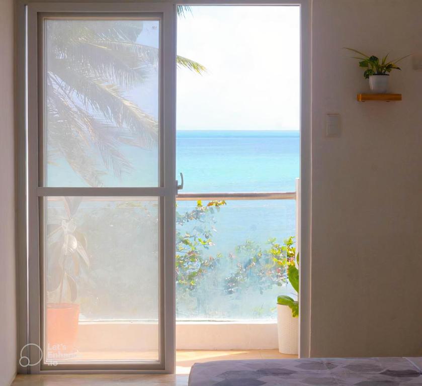 Happy Island Inn, Virac – Updated 2023 Prices