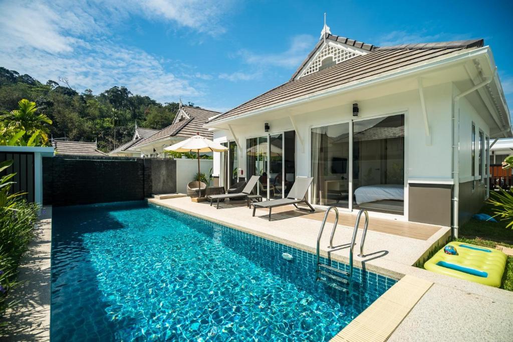 Deluxe pool villa at Kamala Garden View, Kamala Beach (updated prices 2026)