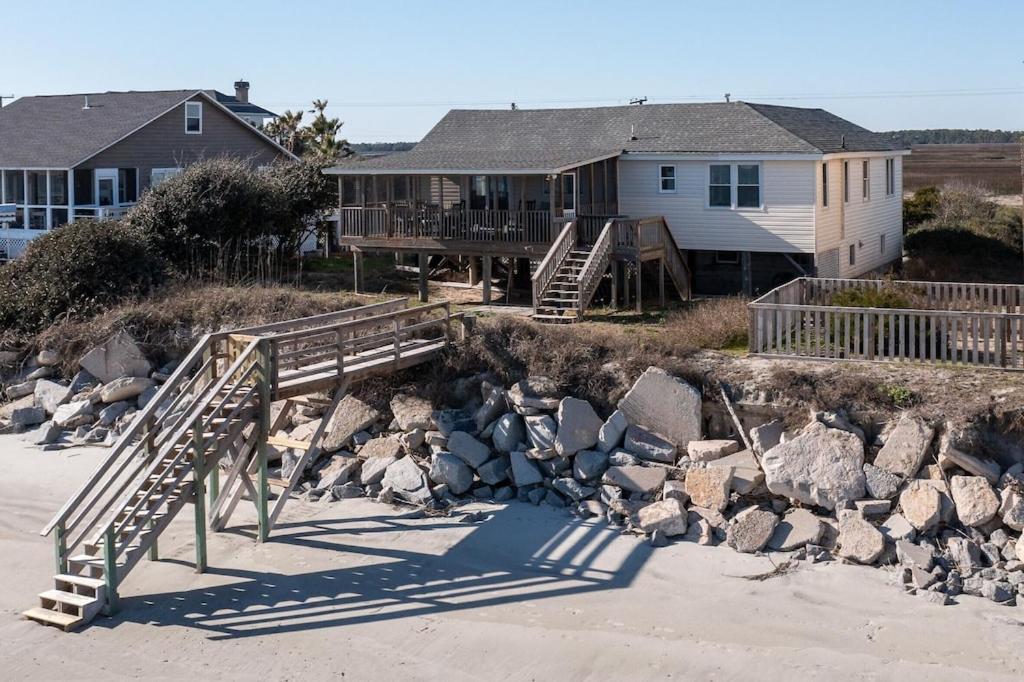 1589 E Ashley Wayward Whims Oceanfront Classic Folly Cottage, Folly ...