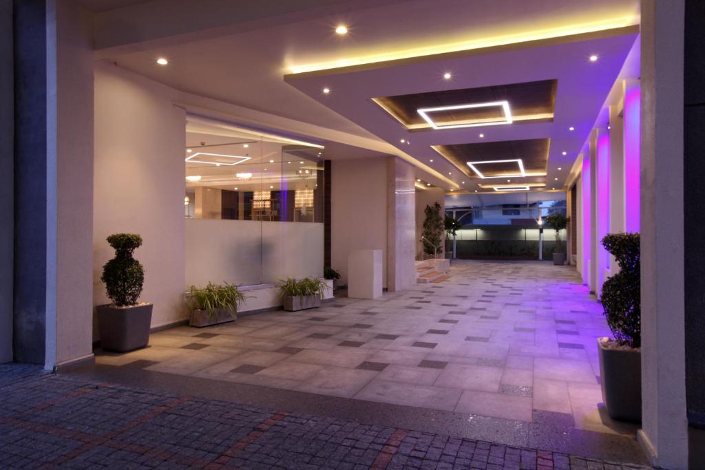 Distrikt 9, Palakkad (updated prices 2025)