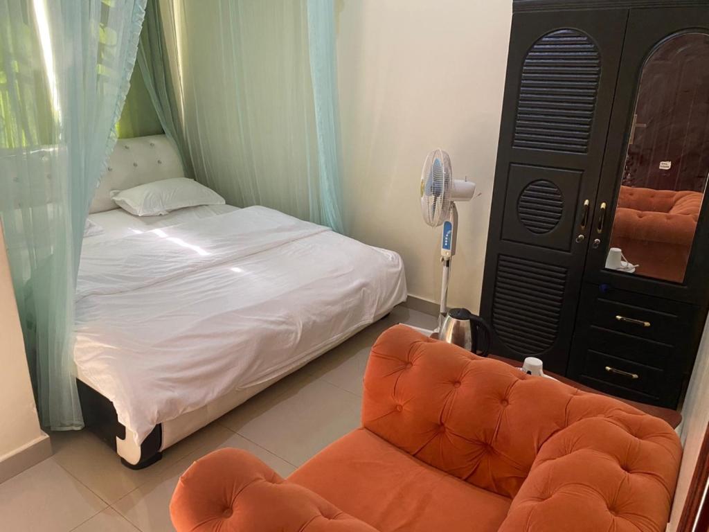 YNM Adam's Hotel, Pallisa (updated prices 2024)