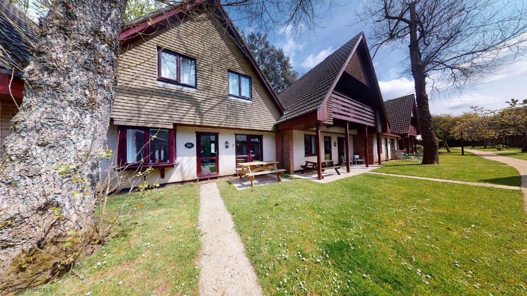 37 Trevithick Court, Tolroy Manor, Hayle (updated prices 2025)