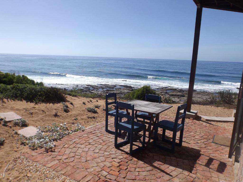 Luxurious Beachfront apartment, Stilbaai (updated prices 2026)