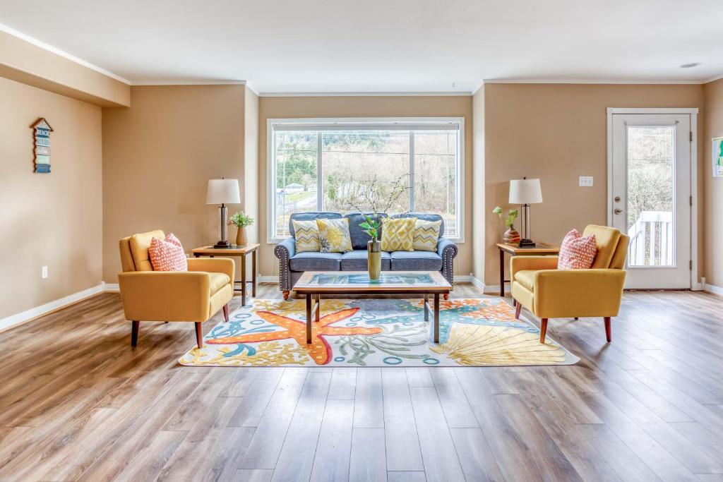 Mermaid Hideaway - Meredith Lodging, Rockaway Beach (updated prices 2025)