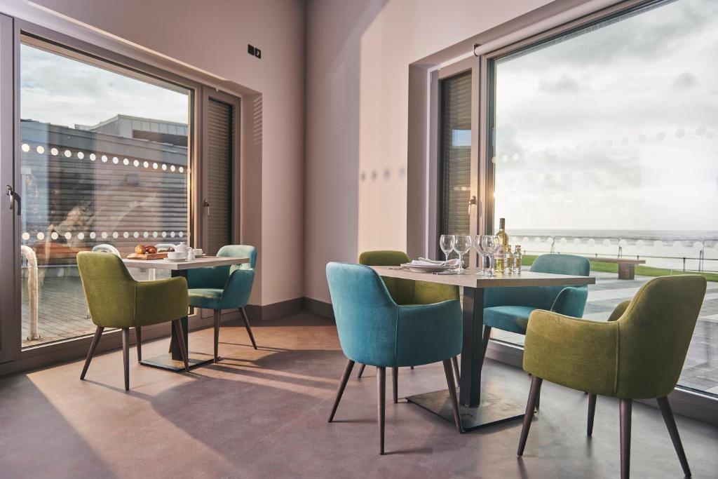 Caban, Pendine Sands, Pendine – Updated 2023 Prices