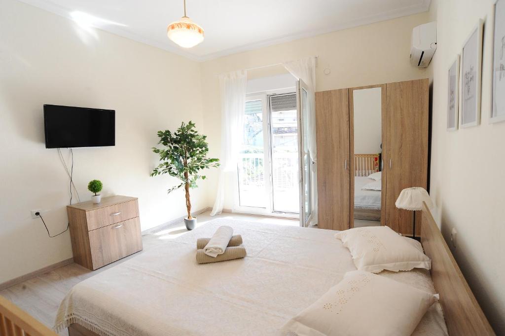 Memories..., Iraklitsa (updated prices 2025)