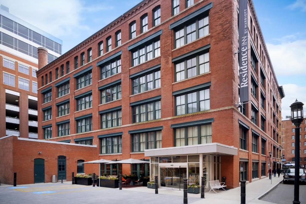 Residence Inn by Marriott Boston Downtown Seaport, Boston (updated ...