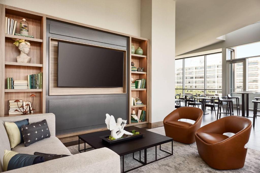 AC Hotel by Marriott Atlanta Perimeter, Atlanta (updated prices 2025)