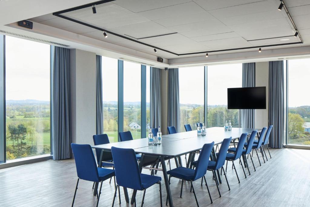 Courtyard by Marriott Exeter Sandy Park, Exeter (updated prices 2025)