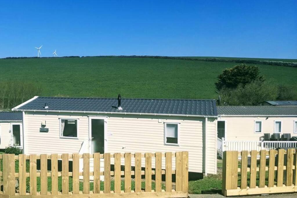 Large 4 person Caravan in Newquay Bay Resort, Newquay – Nove cijene za ...