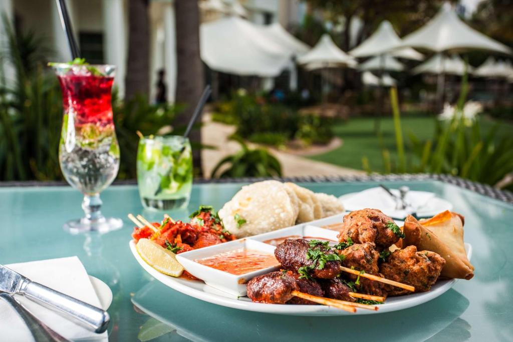 Suncoast Hotel & Towers, Durban (updated prices 2025)