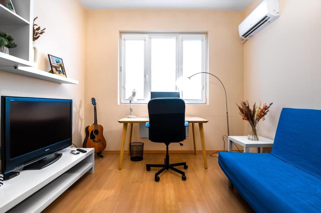 Sofia Best Area - Workspace with 300 MBPS WiFi by Flat Mаnager, Sofia ...