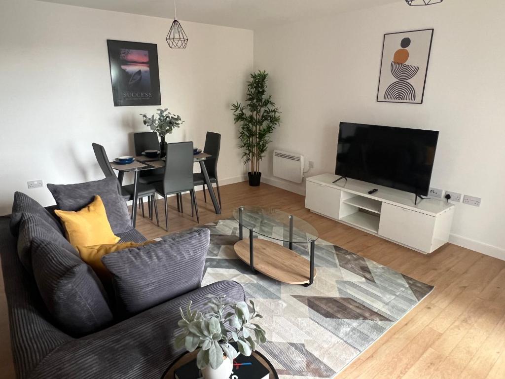 Bel Home, Belvedere (updated prices 2026)