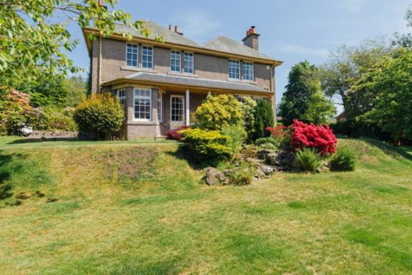 Newholme House, Stirling (updated prices 2026)