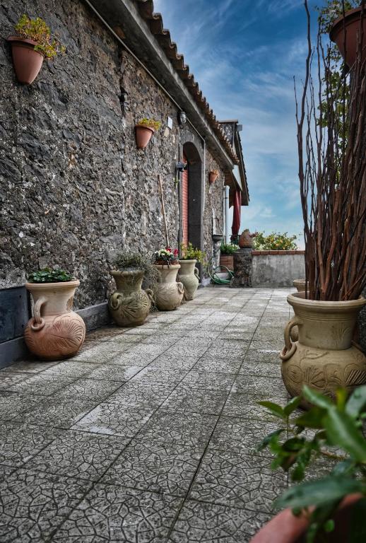 Casa Leopina Apri gli occhi e vola oltre il mare, SantʼAlfio (updated ...