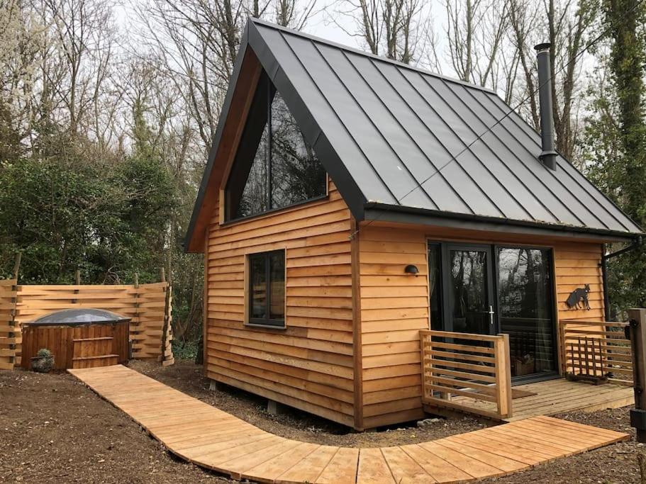 Foxes Hollow - Woodland Cabin - Alfriston, Alfriston (updated prices 2025)
