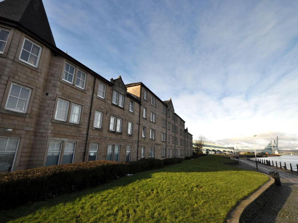 The Waterfront, Greenock (updated prices 2025)