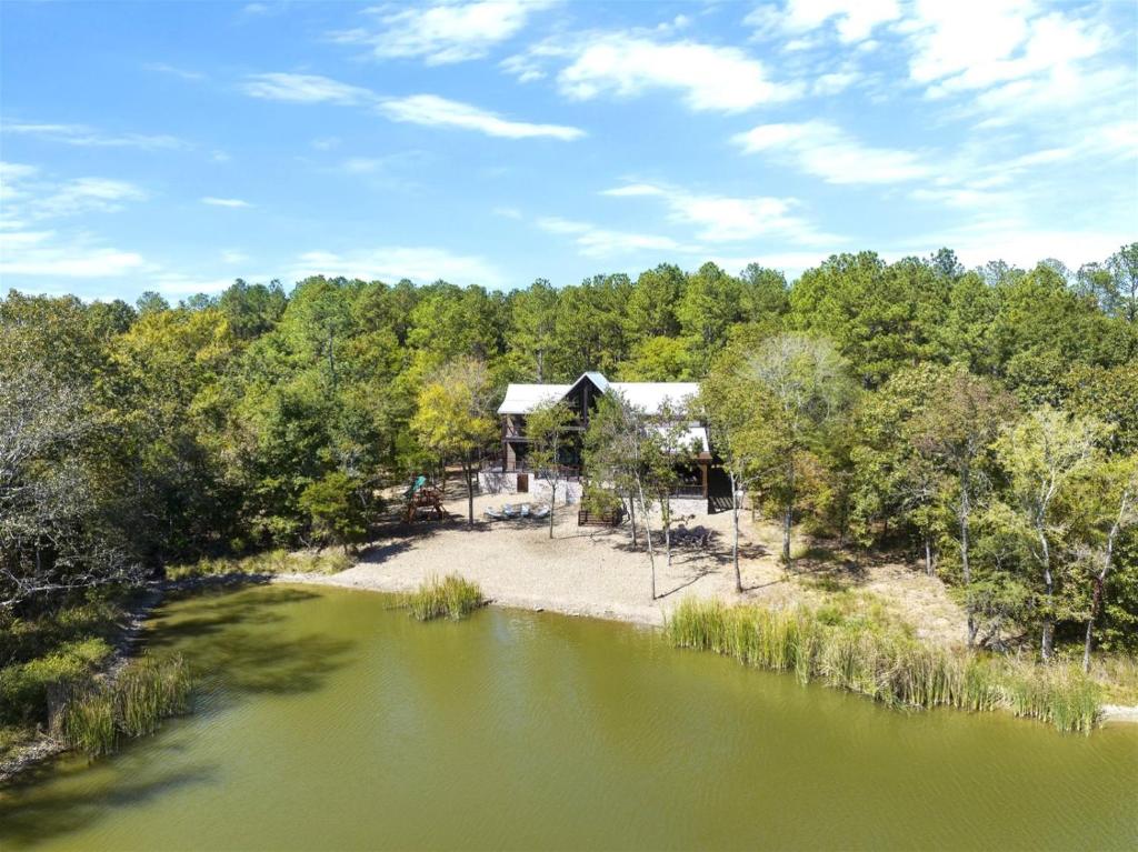 Skippin` Rocks, Broken Bow – Updated 2023 Prices