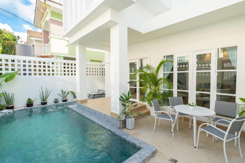 Happiness Pool Villa Patong Phuket, Patong Beach (precios actualizados ...