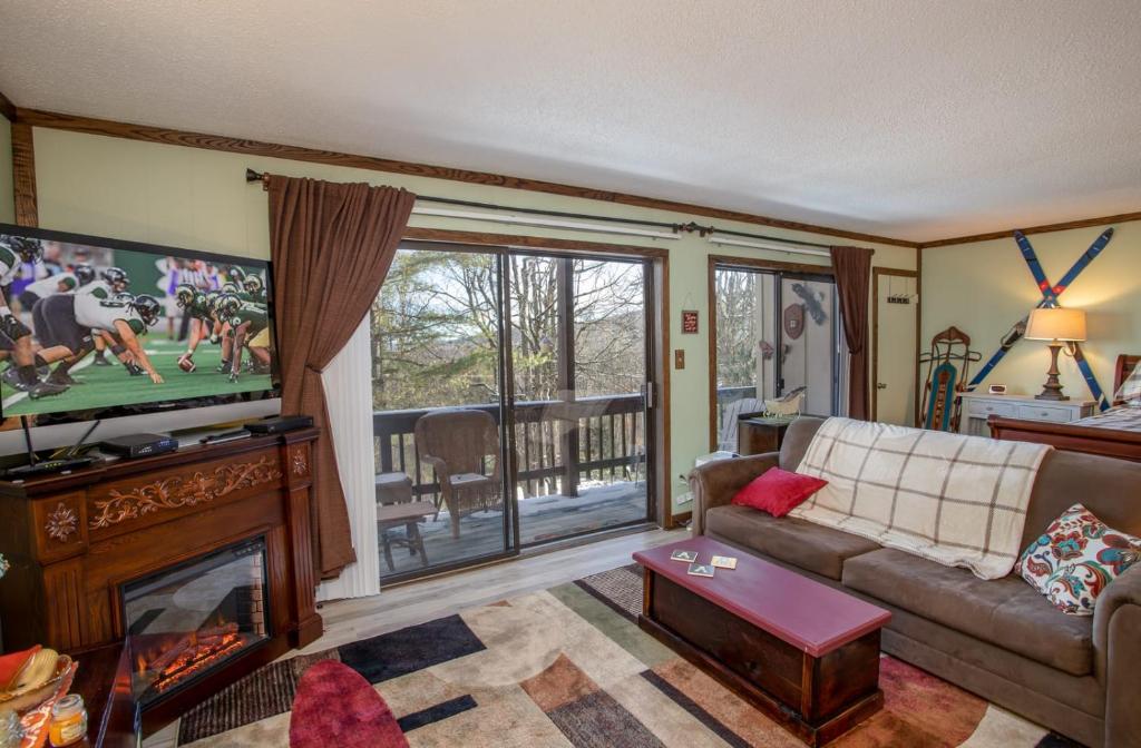 Holiday Hideaway, Beech Mountain (updated prices 2025)