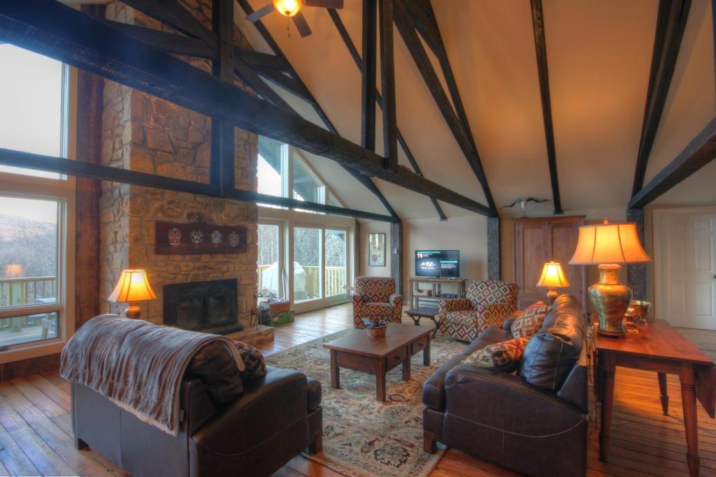 Majestic Mountain Haus, Beech Mountain (updated prices 2026)