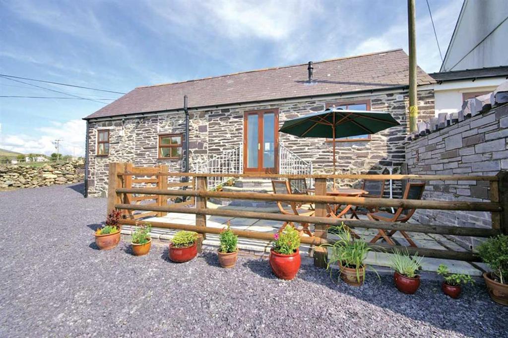 Bwthyn Llys Twrog, Moel-tryfan (updated prices 2026)
