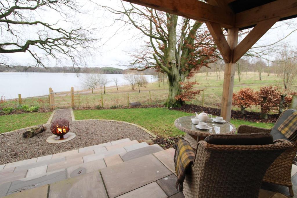 Waters Edge, Talkin Tarn, nr Brampton, Brampton – Updated 2023 Prices