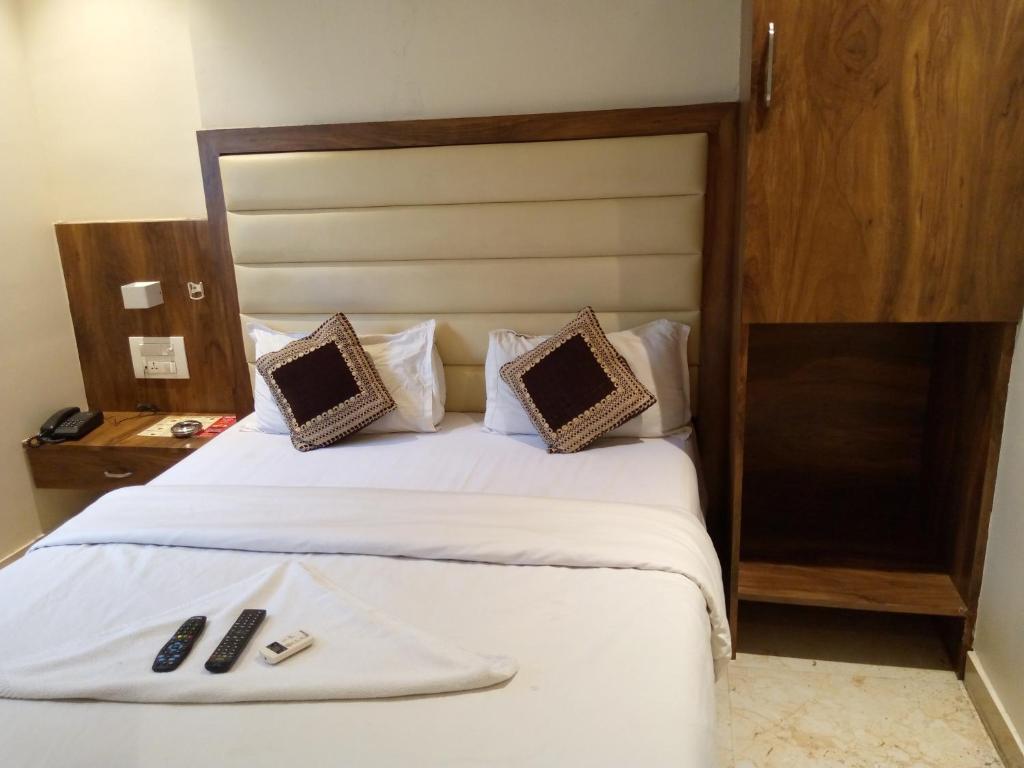 Hotel Adams Inn Near Mumbai Airport, Mumbai (updated prices 2025)