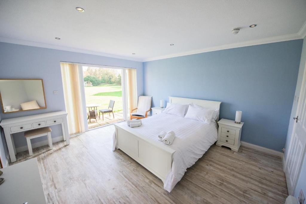 Ye Olde Plough House, East Horndon (updated prices 2025)