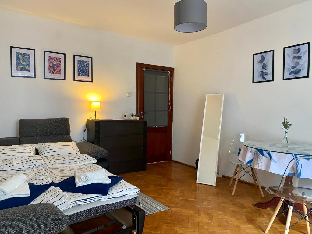 Twarda 66 pokoje w centrum Warszawy, Warsaw (updated prices 2024)