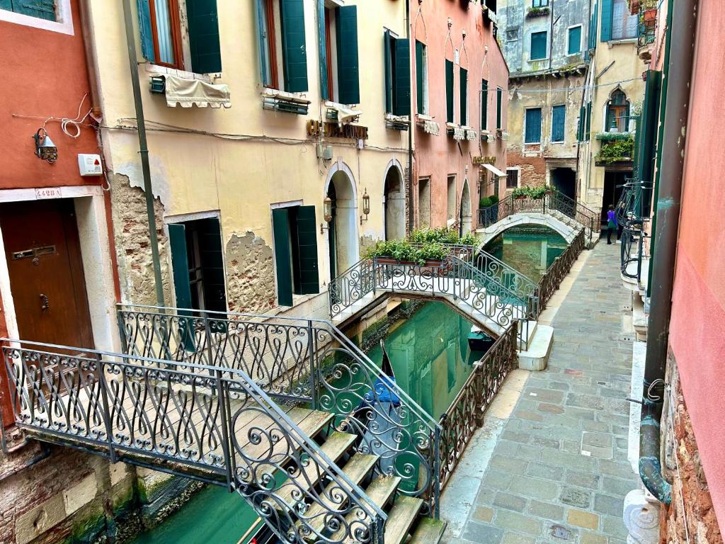 Central Flat Romantic Domus Remedio, Venice (updated prices 2026)