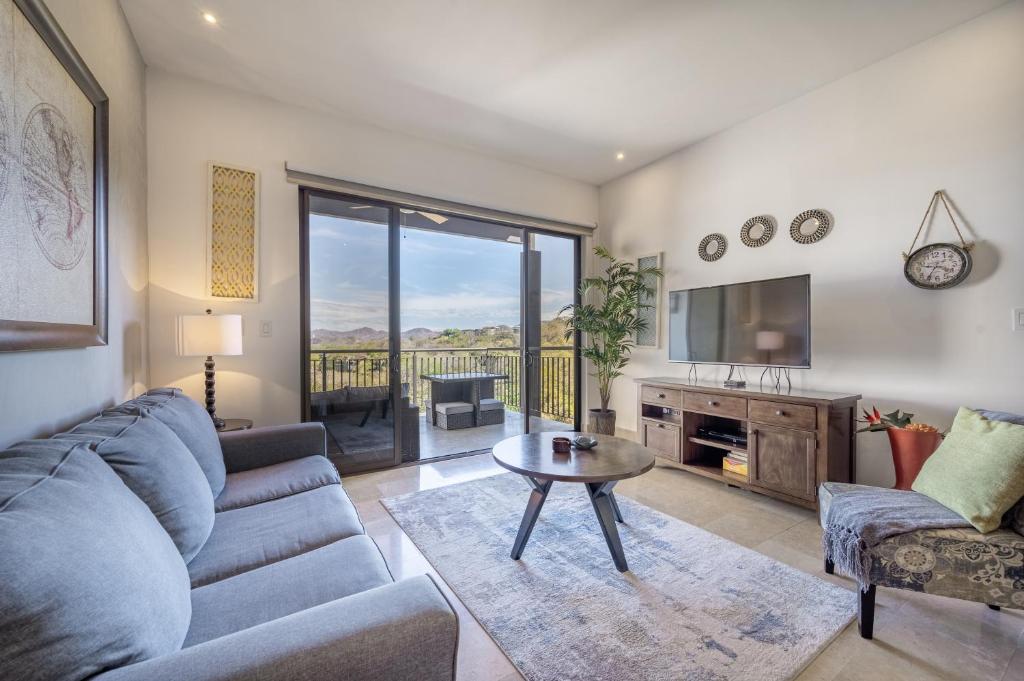 Roble Sabana 401 Reserva Conchal Pool Ocean View, Playa Conchal ...