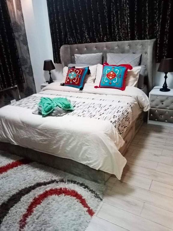 3 Bedroom in Tuscany Private Estate BGC, Manila (updated prices 2025)