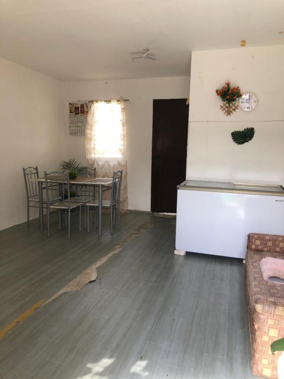 RnM guesthouse, Panabo (updated prices 2025)