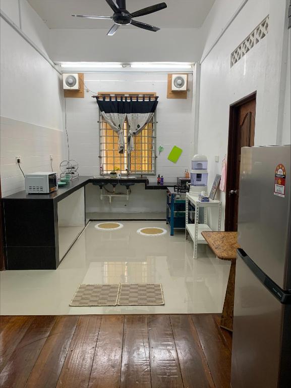 La wood homestay, Kampung Kuala Besut – Updated 2024 Prices