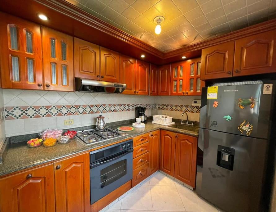 Casa Linda, Bogotá (updated prices 2025)