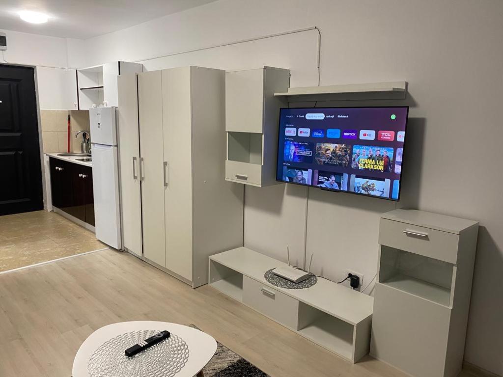 Garsoniera moderna, Arad – Updated 2023 Prices