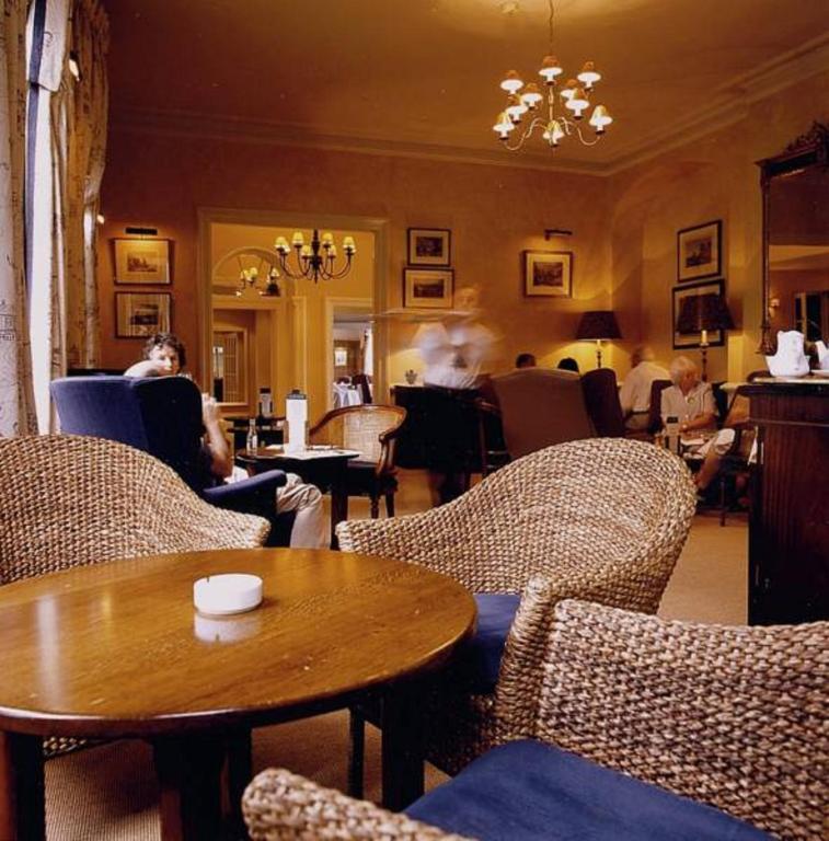 The Old Bridge, Huntingdon (updated prices 2025)