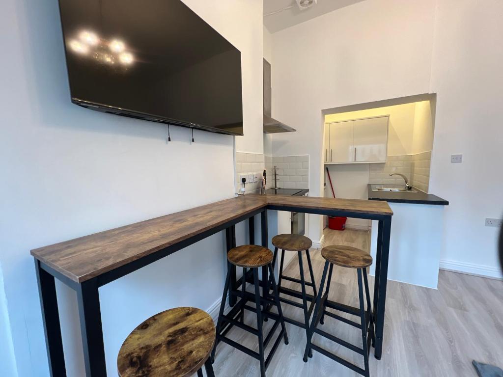 Short Stays Liverpool | Apartment in Liverpool, United Kingdom