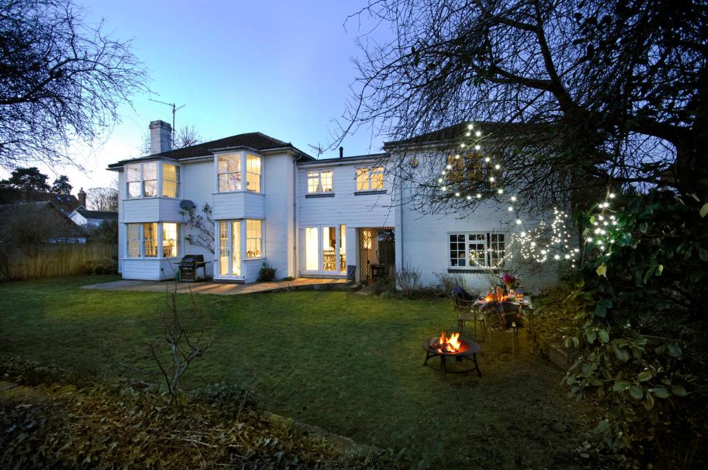 Montpellier House, Centrally Located, Large Garden, Henley on Thames ...