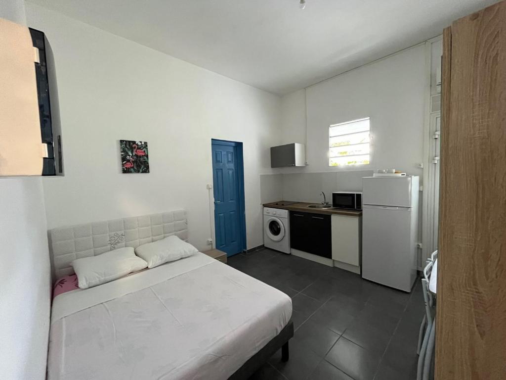 Studio Tournesol au Vert Pré, Le Robert (precios actualizados 2025)