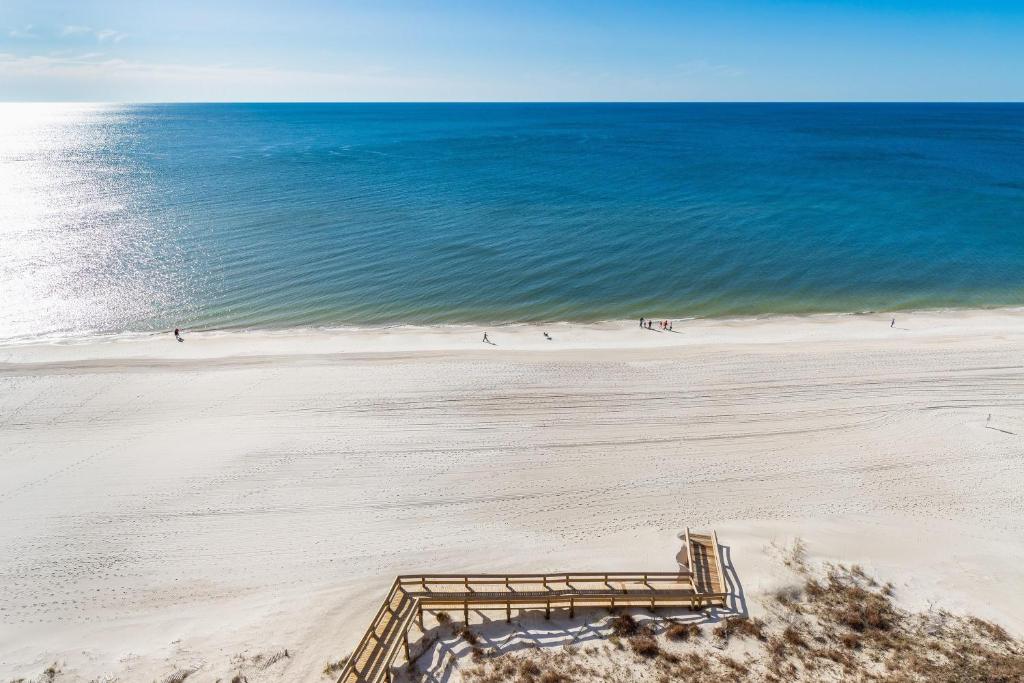Phoenix Orange Beach by Brett Robinson Vacations, Orange Beach (updated ...