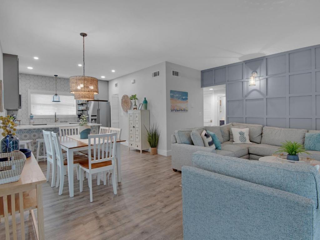 Hidden Dunes Cottage 188 by Newman-Dailey, Destin (updated prices 2025)