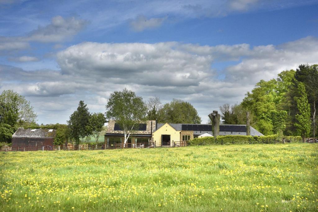 The Stables and The Tackroom at Castle Chase, Ayston, Ridlington ...