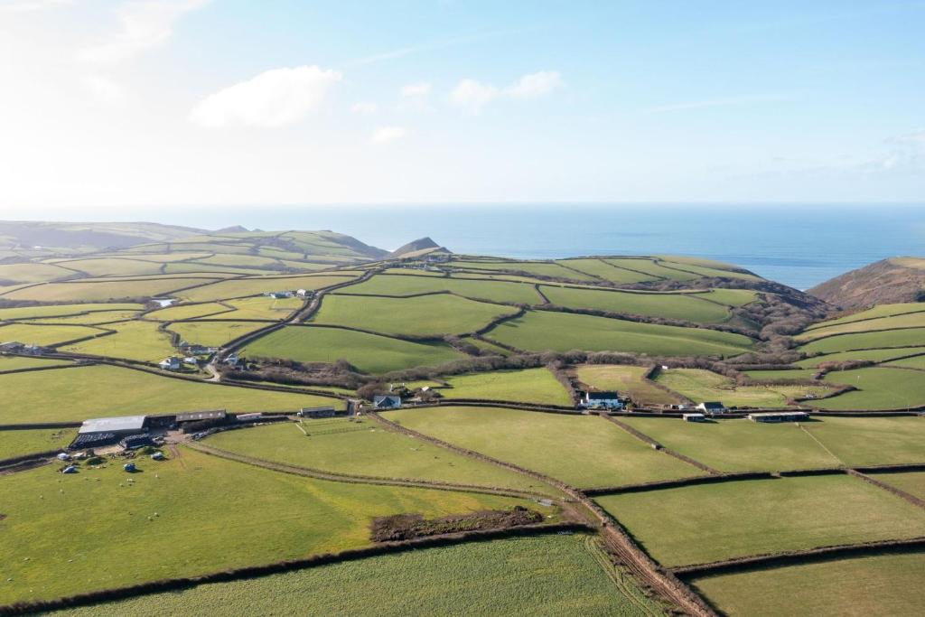 Millook View Farmhouse, Bude (updated prices 2024)