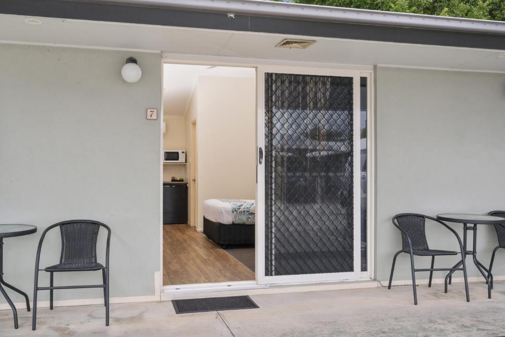 Caboolture Central Motor Inn, Sure Stay Collection by BW, Caboolture ...