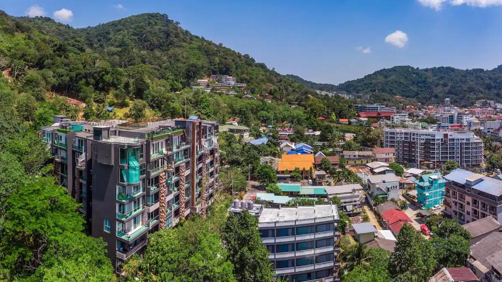 Emerald Terrace by PPR, Patong Beach (updated prices 2024)