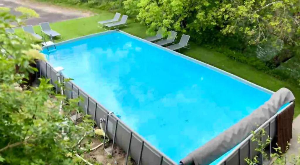 Ile de Malvy, Saint-Simeux (updated prices 2025)