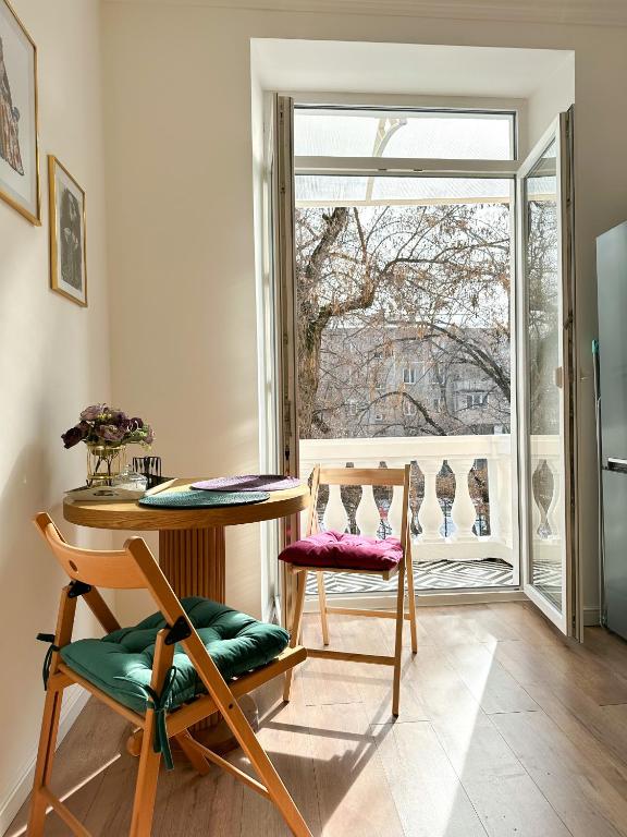 Neoclassic Stalinka 1937, Almaty (updated prices 2026)