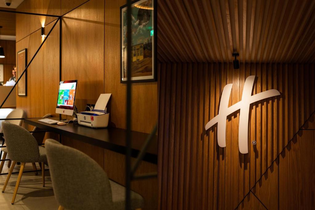 Holiday Inn London - Whitechapel by IHG, London (updated prices 2025)